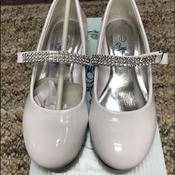 Sweet Pea | Shoes | Mia Girls White Patent Leather Dress Shoe | Poshmark